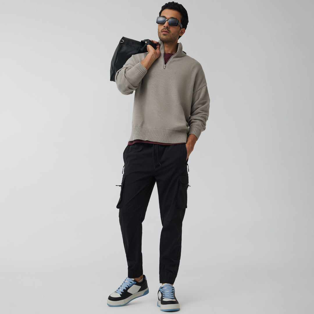 Moveo Cargo Joggers Pitch Black – XYXX Apparels