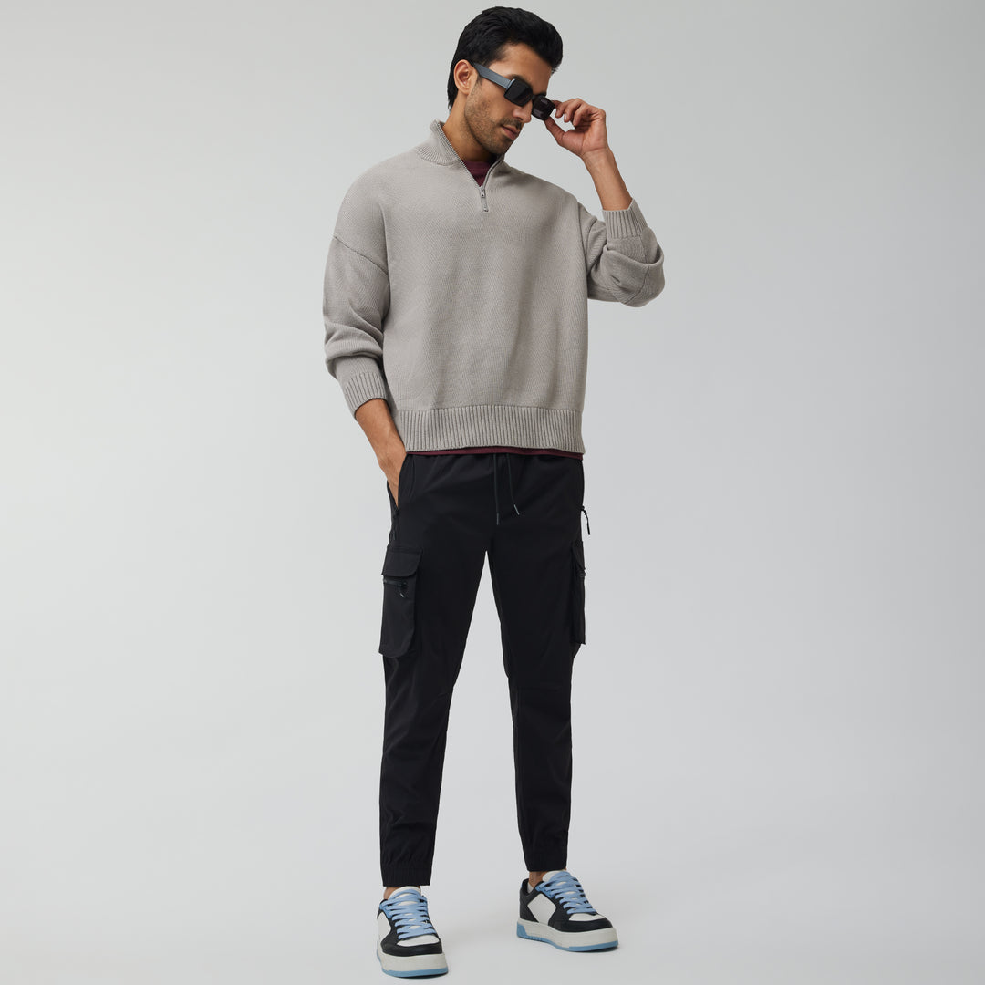 Moveo Cargo Joggers Pitch Black – XYXX Apparels