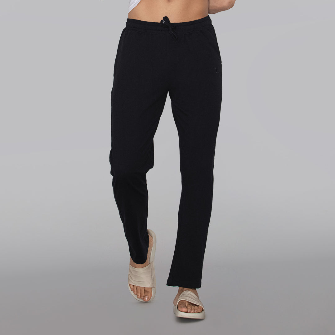 Pace Cotton Rich Track Pants Pitch Black – XYXX Apparels